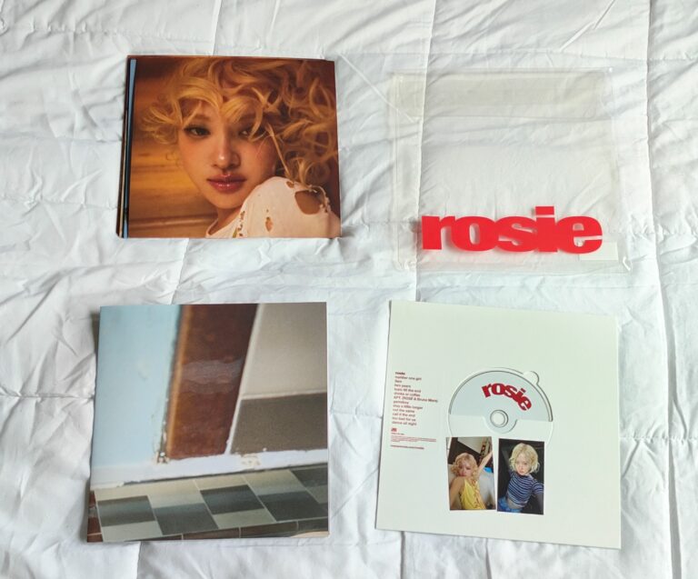 ALBUM UNBOXING: Rosé – rosie – Ash Talks Kpop