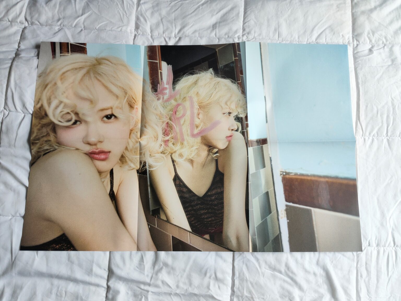 ALBUM UNBOXING: Rosé – rosie – Ash Talks Kpop