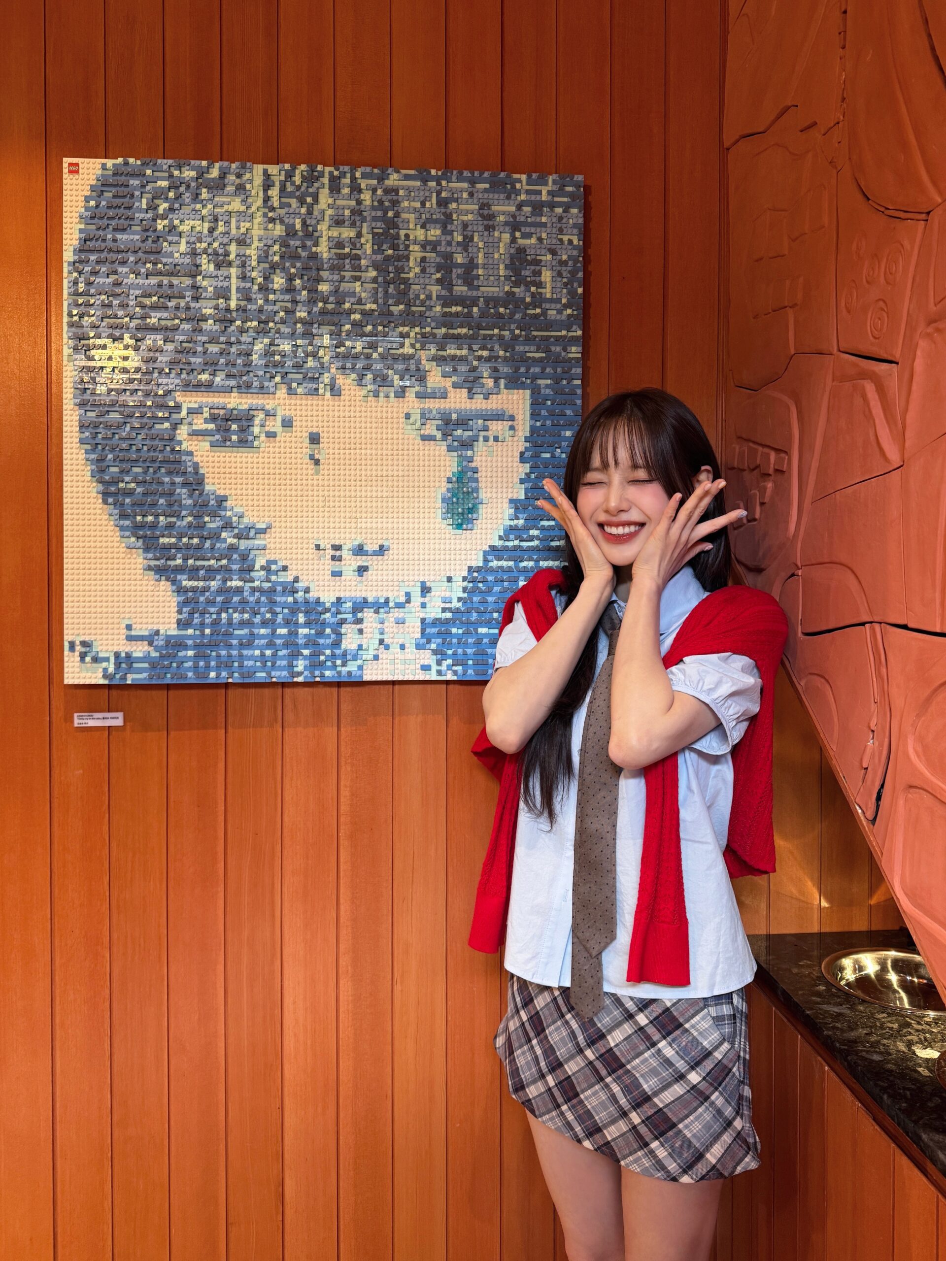 Quick Thoughts: Chuu – Only cry in the rain – Ash Talks Kpop